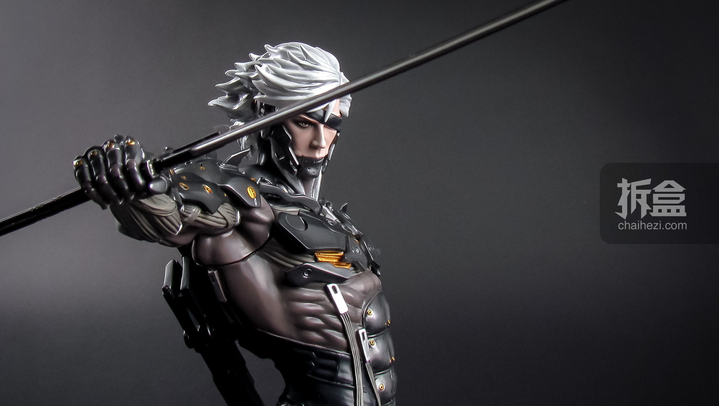 E2046发售《合金装备崛起：复仇》雷电上色手办 - 拆盒